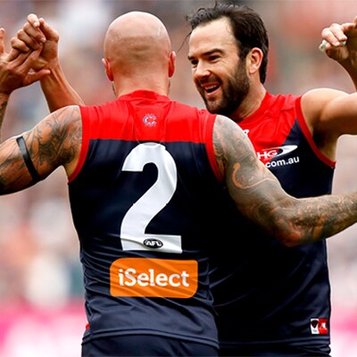 iSelect increases partnership with club