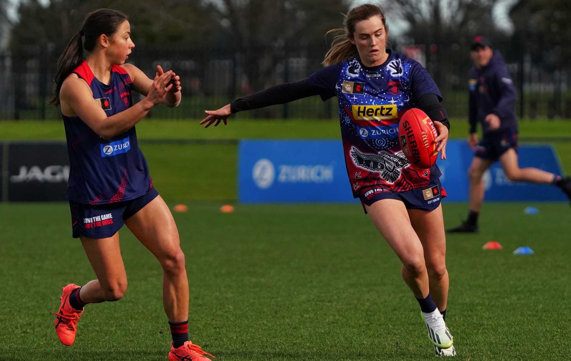 Mackin’s moment | Aimee to debut