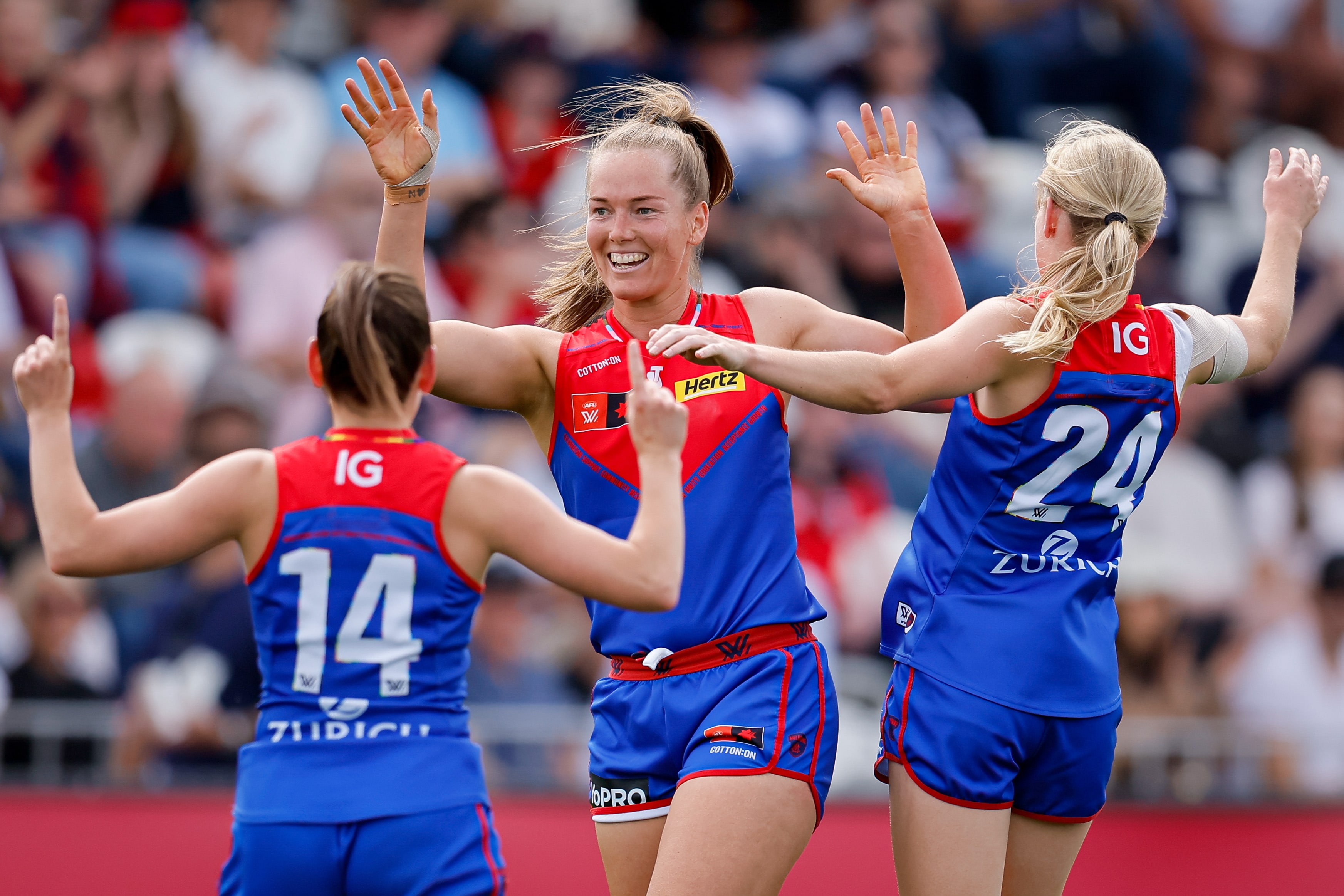 Dees make it three in a row with win over Saints