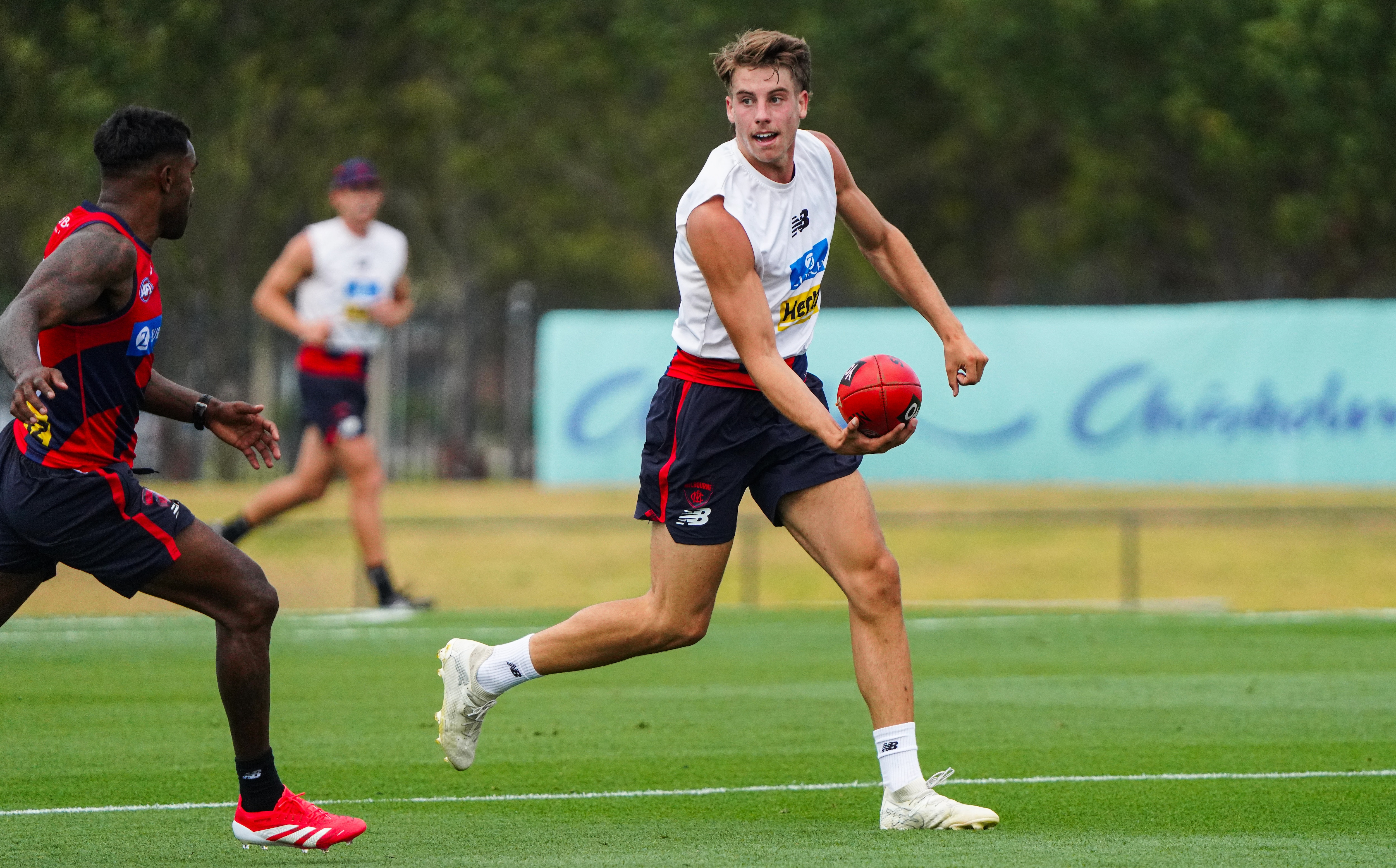 Track watch | A mix of young and old impressing