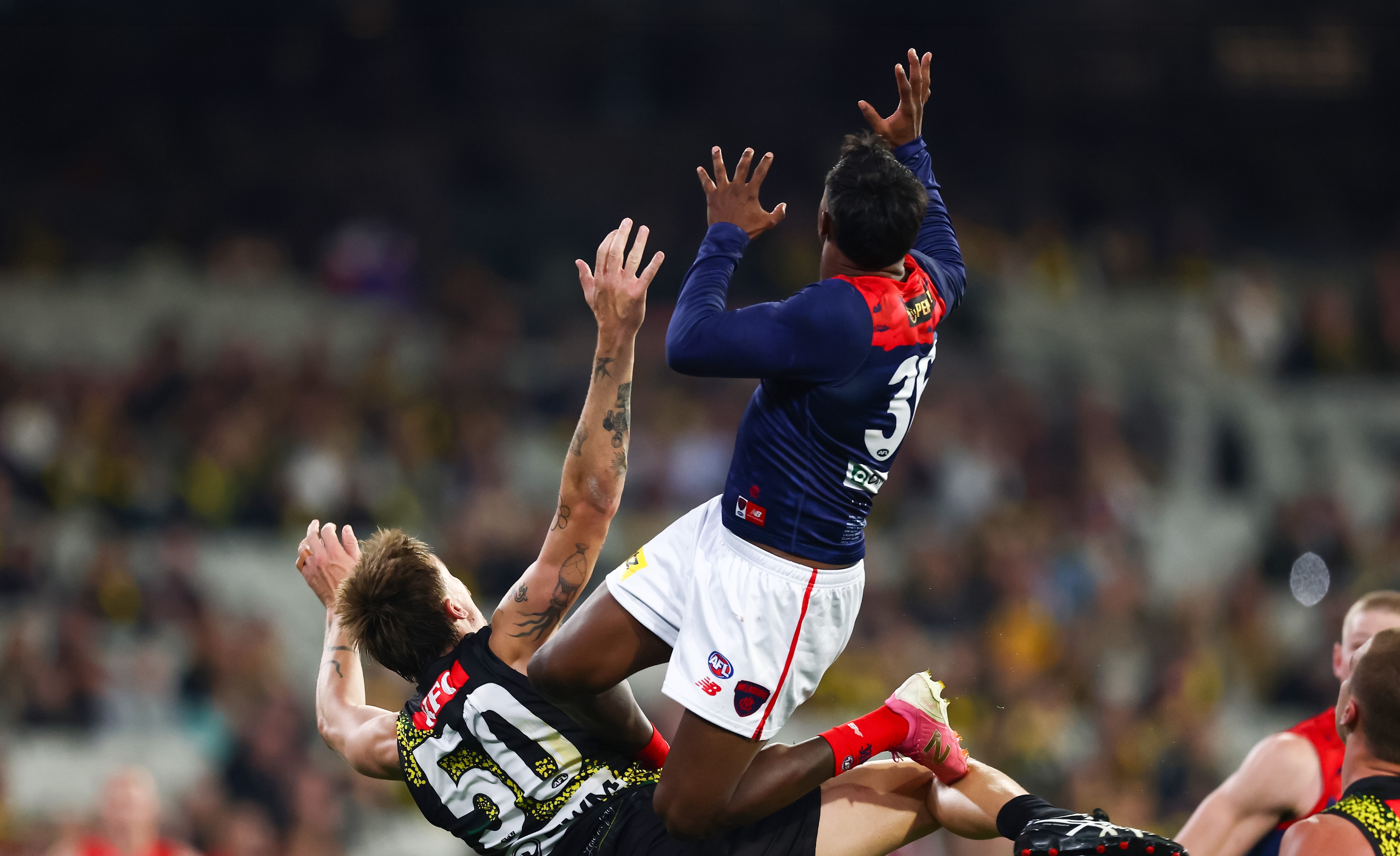 Can Pickett go from 'highlight reel' to League's best?