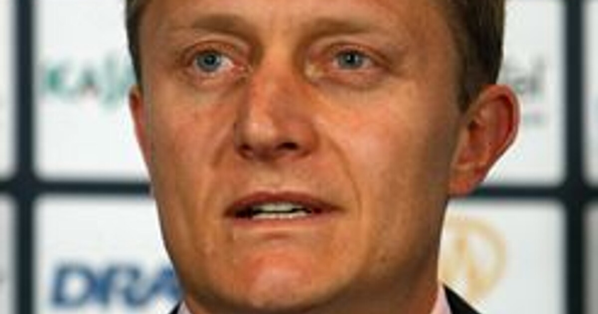 Neeld learns about players on day one