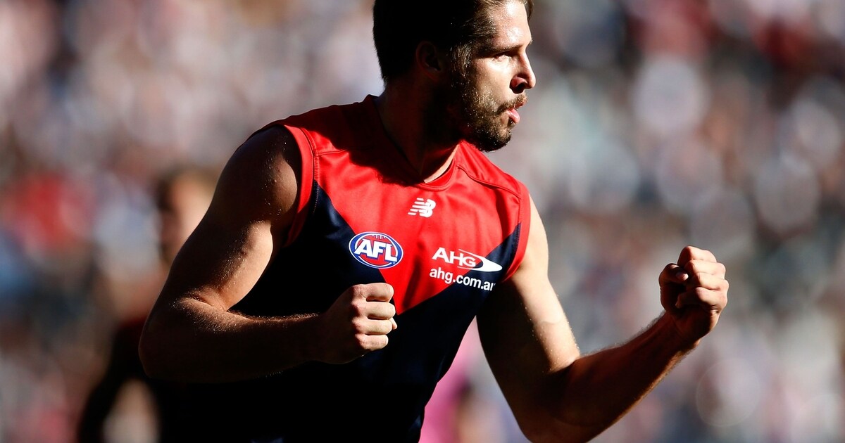 Stats file: which key forward does it all?