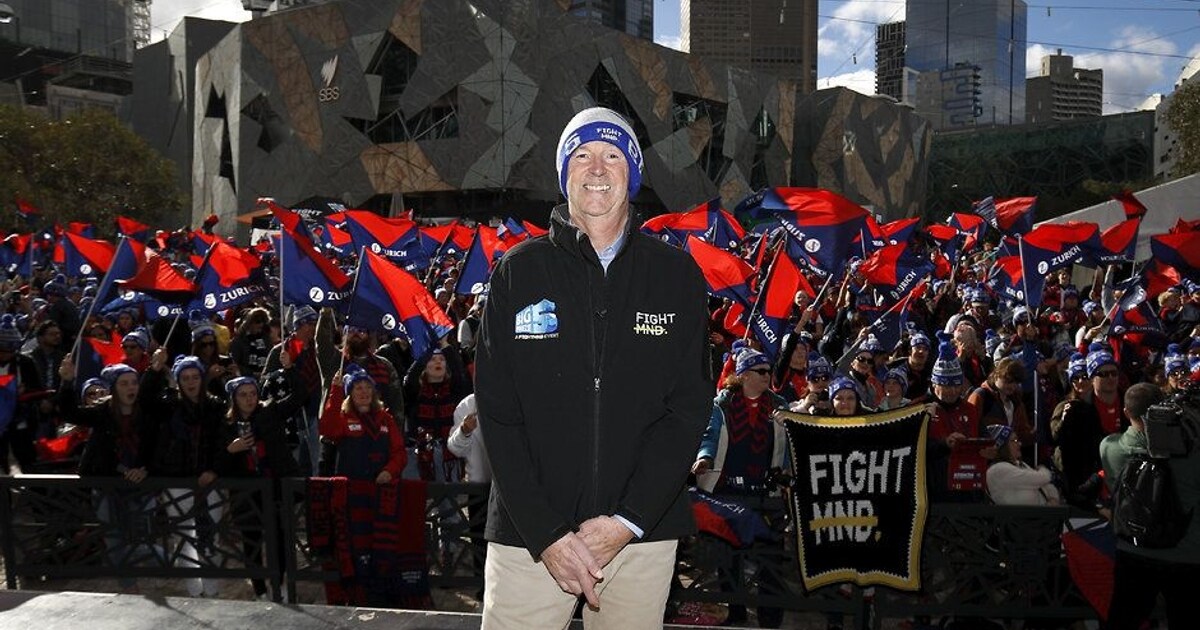 Round 12 in pictures