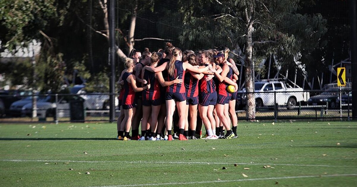 AFLW: Round 5 training gallery