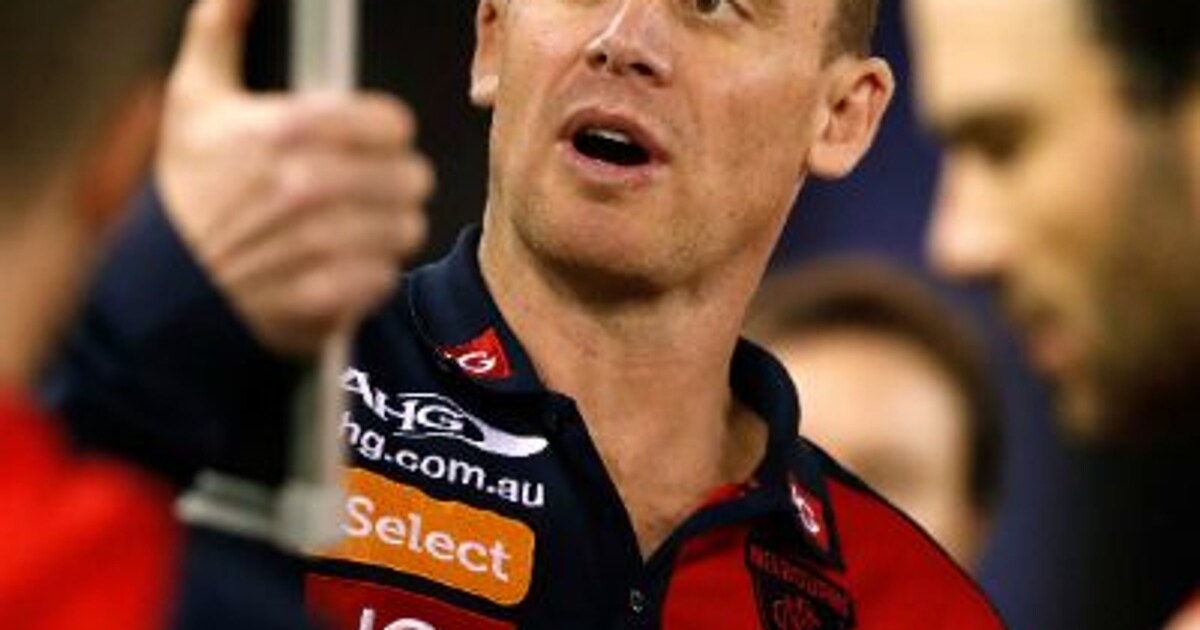 Jones, Watts to be assessed for round 14