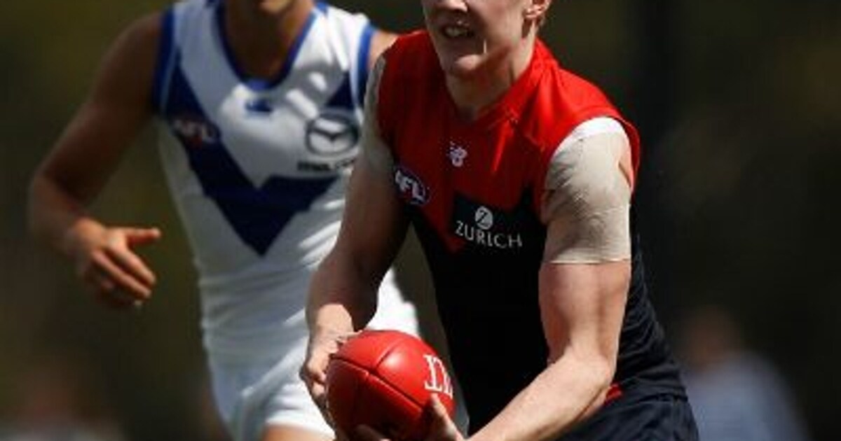 Oliver, McDonald on light duties