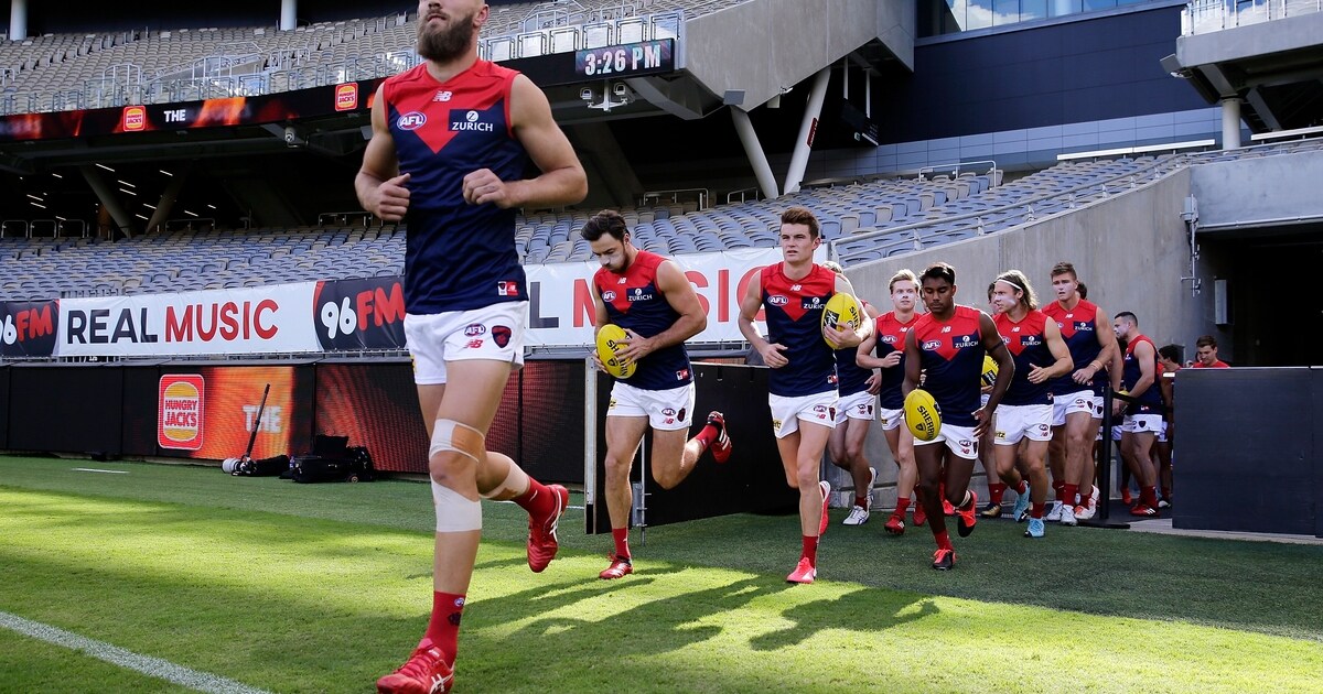 Footy to return on Thursday, 11 June