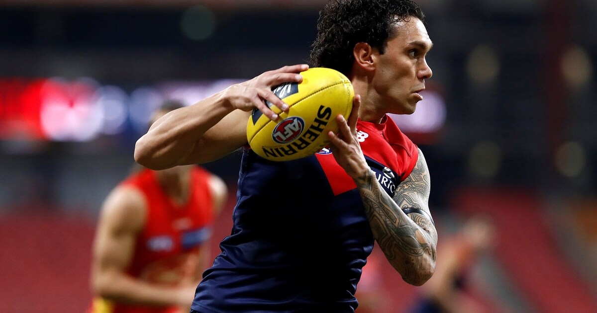 Bennell announces retirement