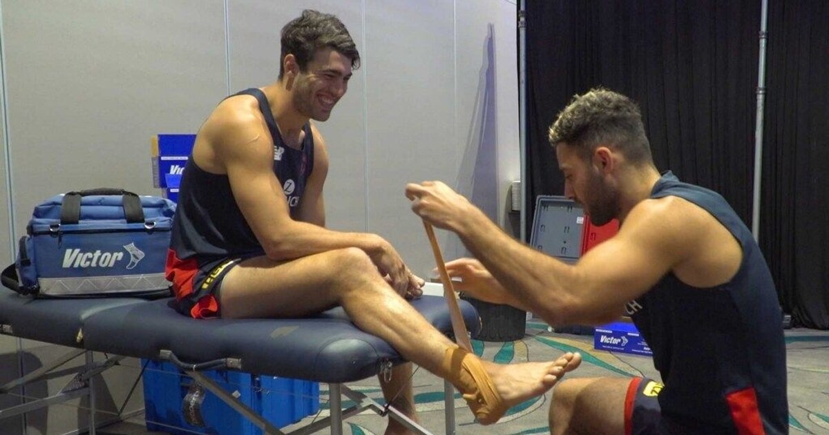 Victor Sports extends with the Dees