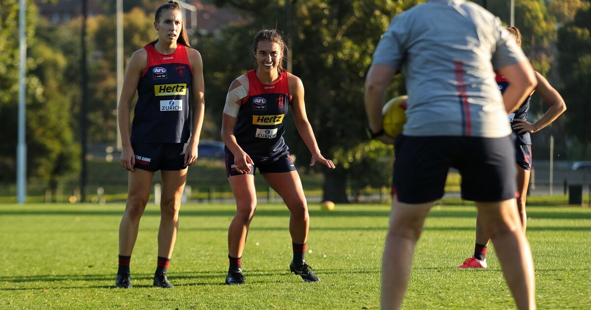 AFLW Training Gallery: March 16