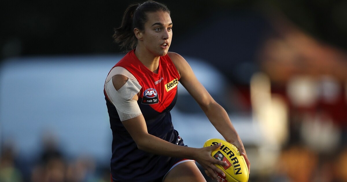 Tarrant to explore move home