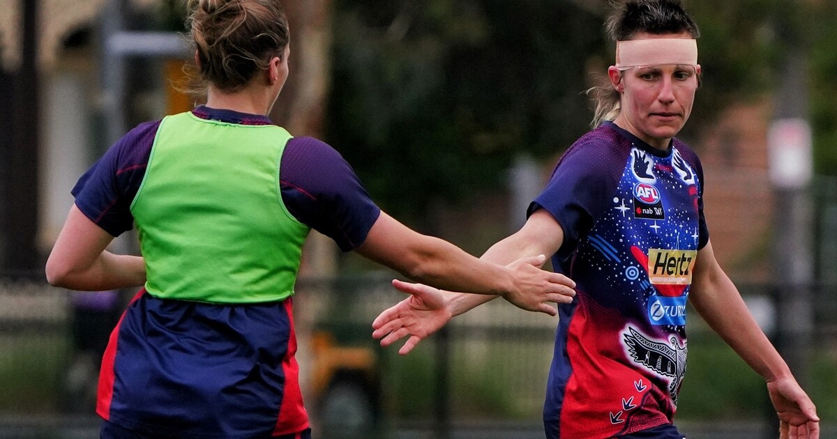 AFLW Training Gallery: November 15